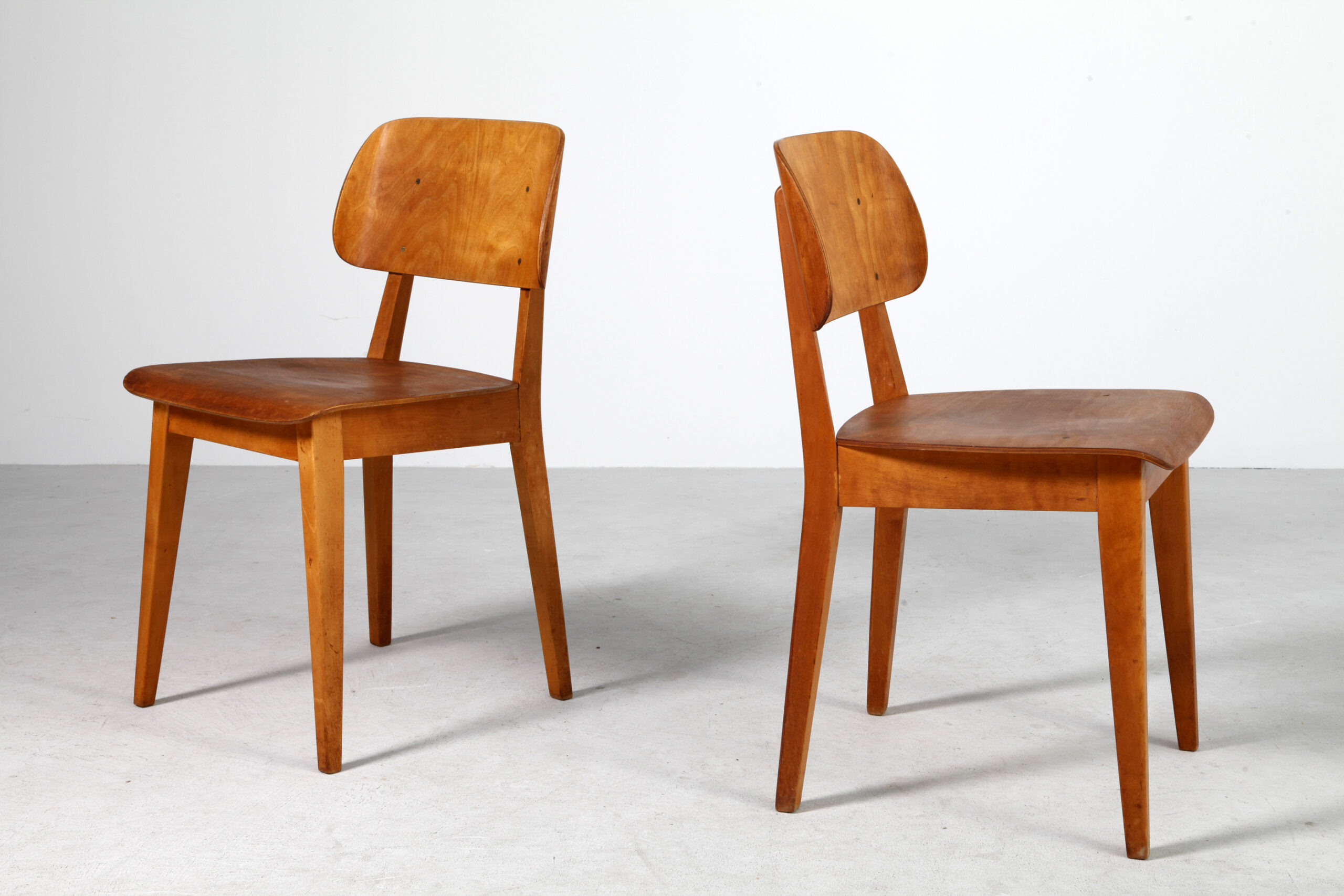 Irene Chair by Dirk L. Braakman | Swanky Systems