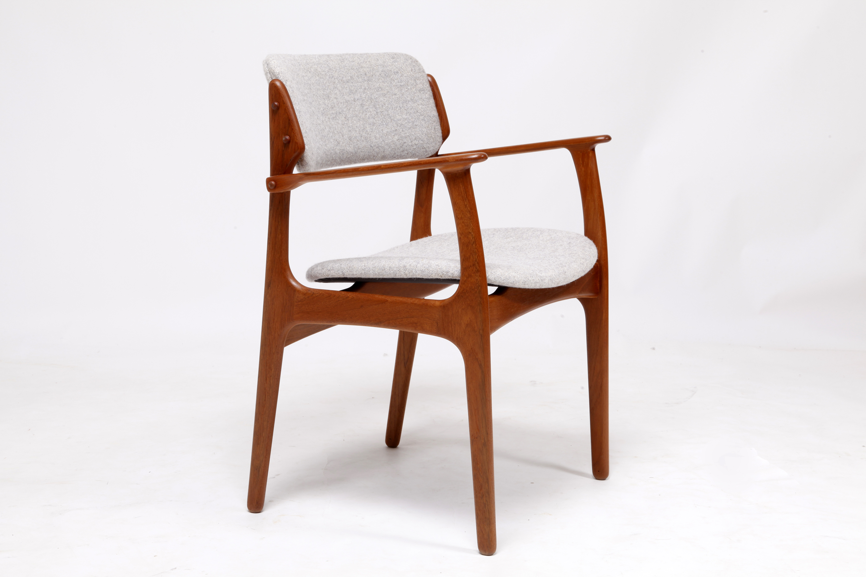 Model 49 Danish armchair by Eric Buck | Swanky Systems